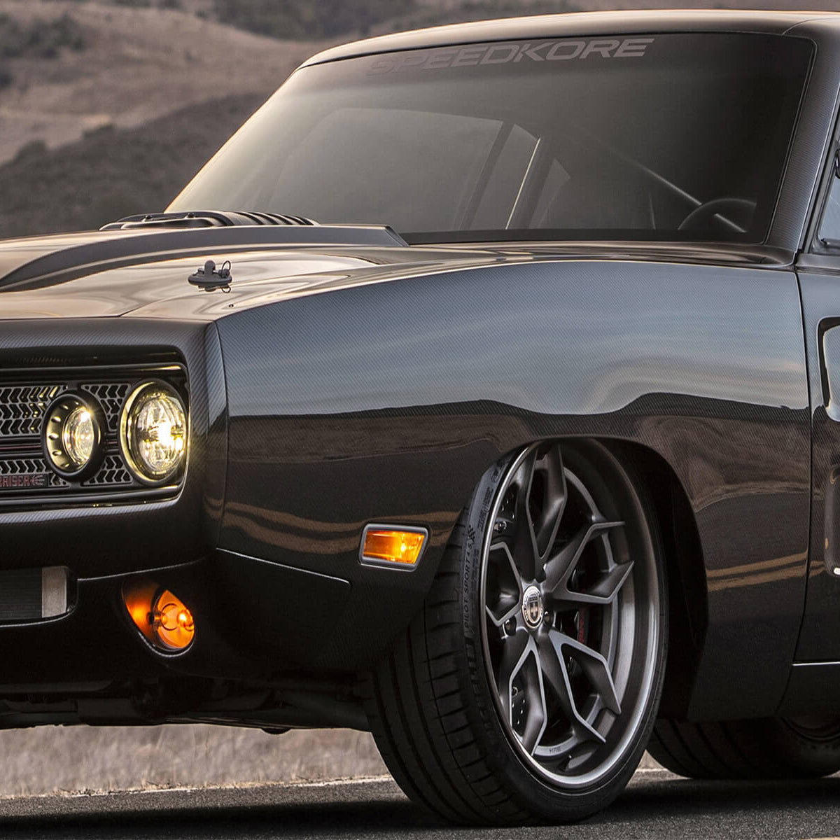 Carbon Fiber Wraps: The Ultimate Guide for Car Enthusiasts – Mekelin